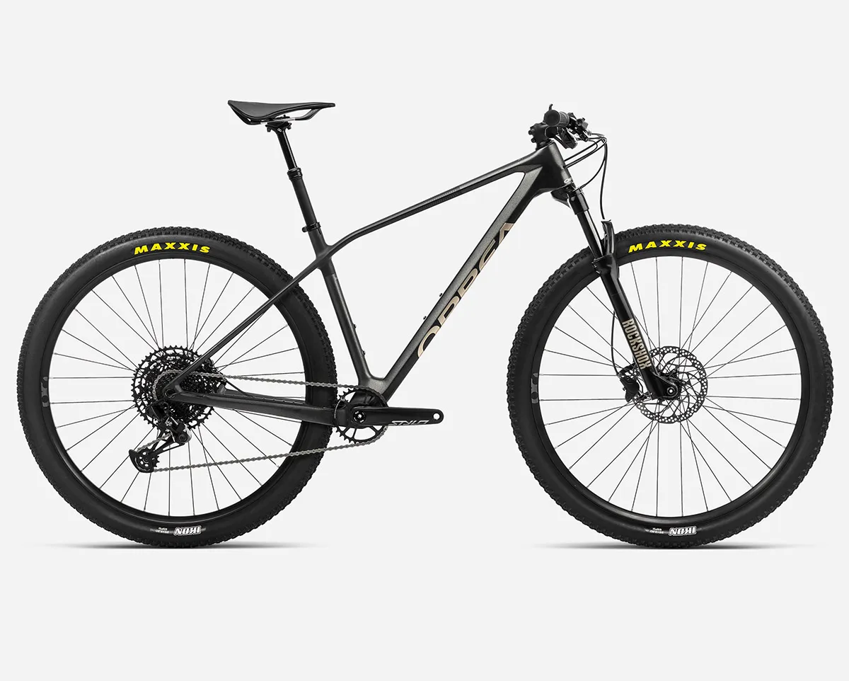 VTT semi rigide ALMA M51 Noir/Noir - Ref N220-MA